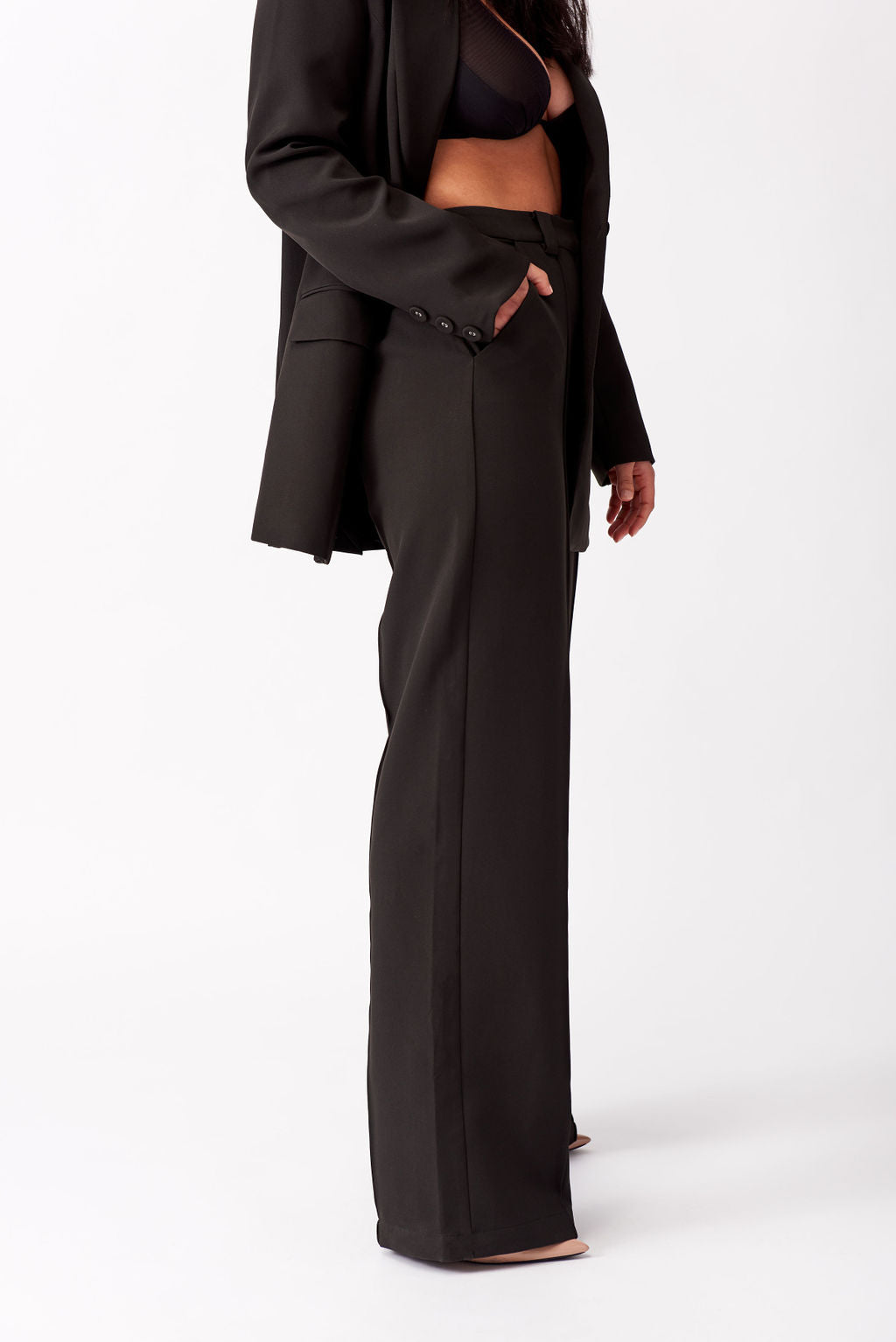 Homepage – AVRY JAMES LABEL